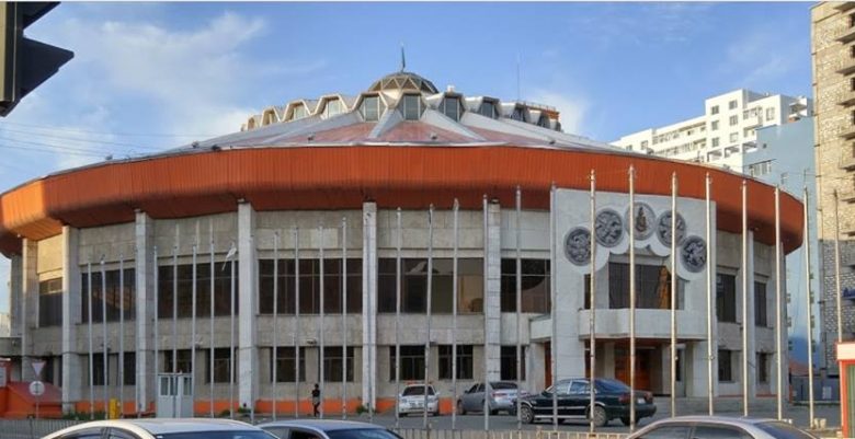Цагаан сарын барилдаан Бөхийн өргөөнд болно Ura Mn